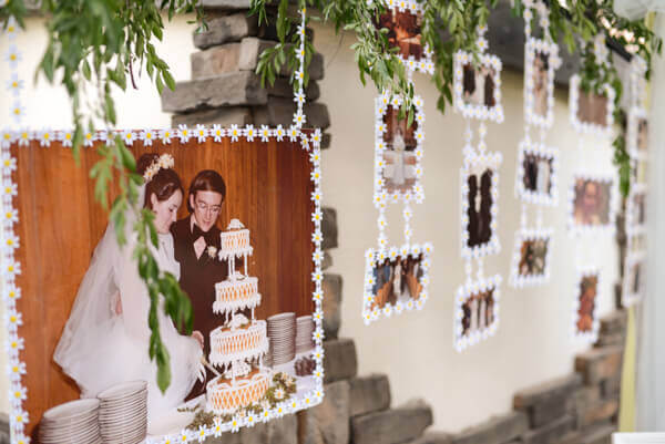 How to Make a Hanging Photo Backdrop | Tikkido.com