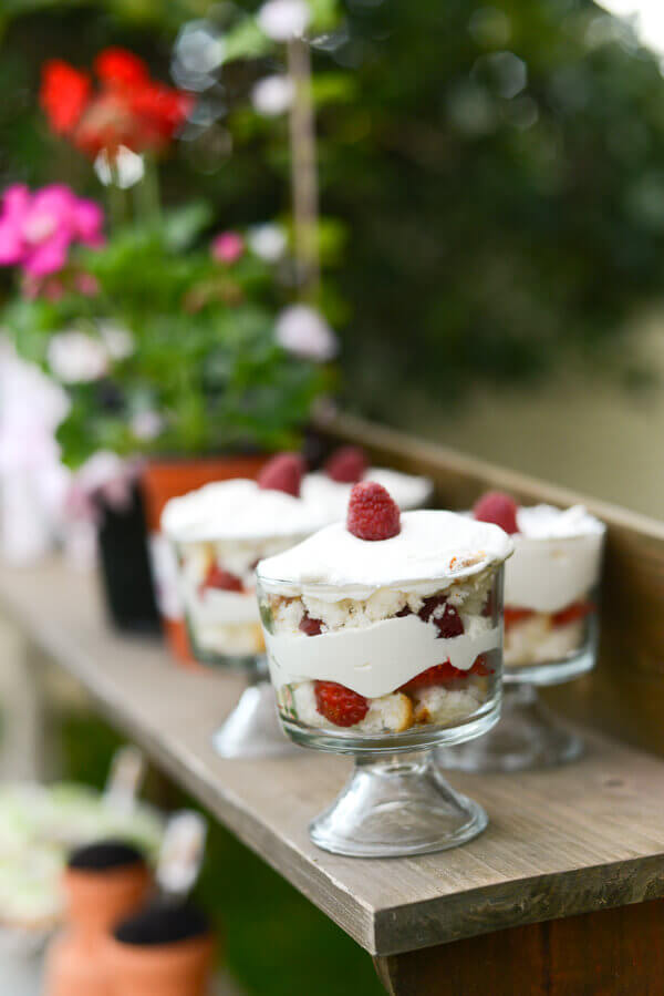 Easy, Fresh Berry Trifle | Tikkido.com